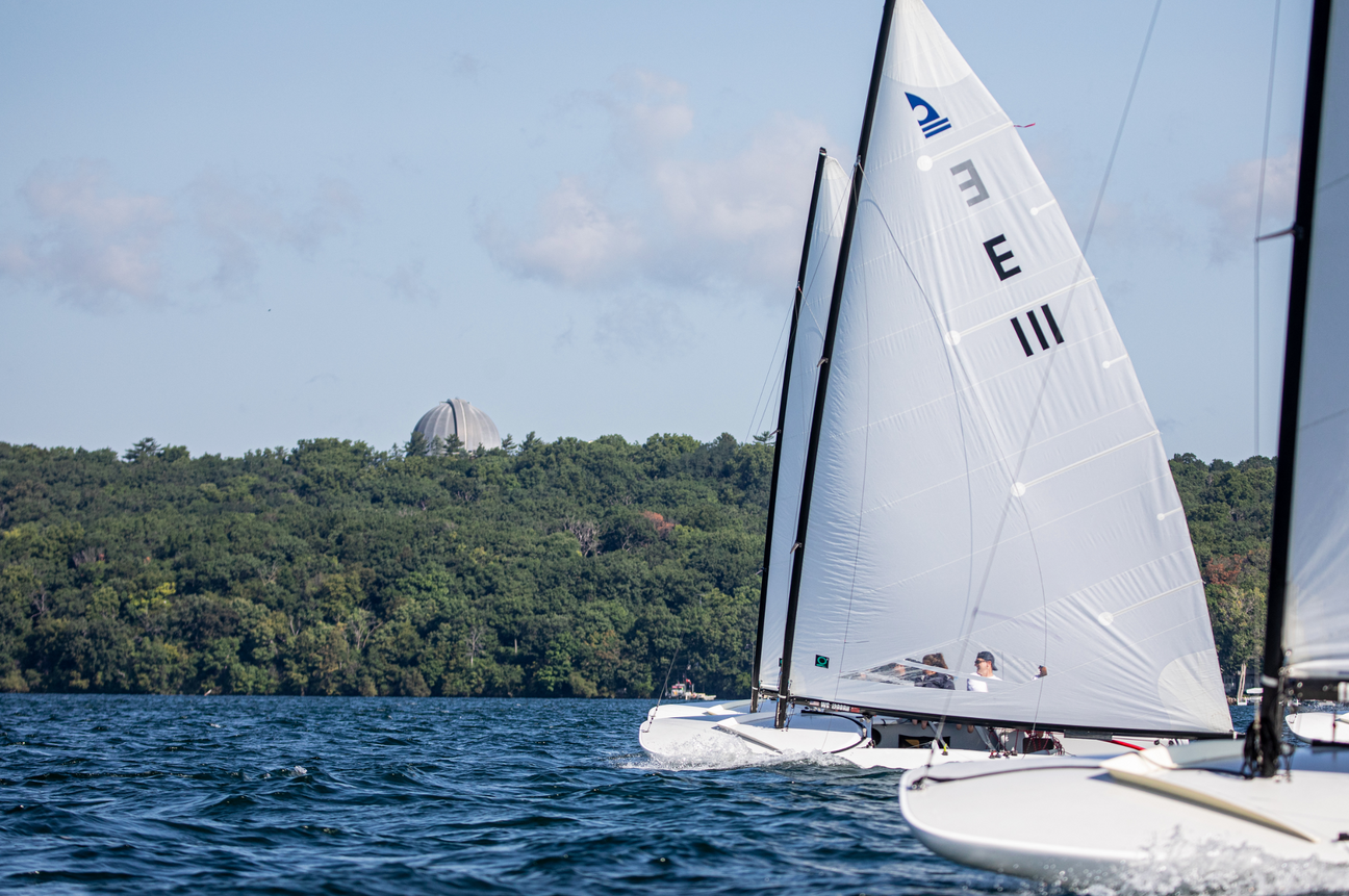 Melges C Scow – Melges Performance Sailboats