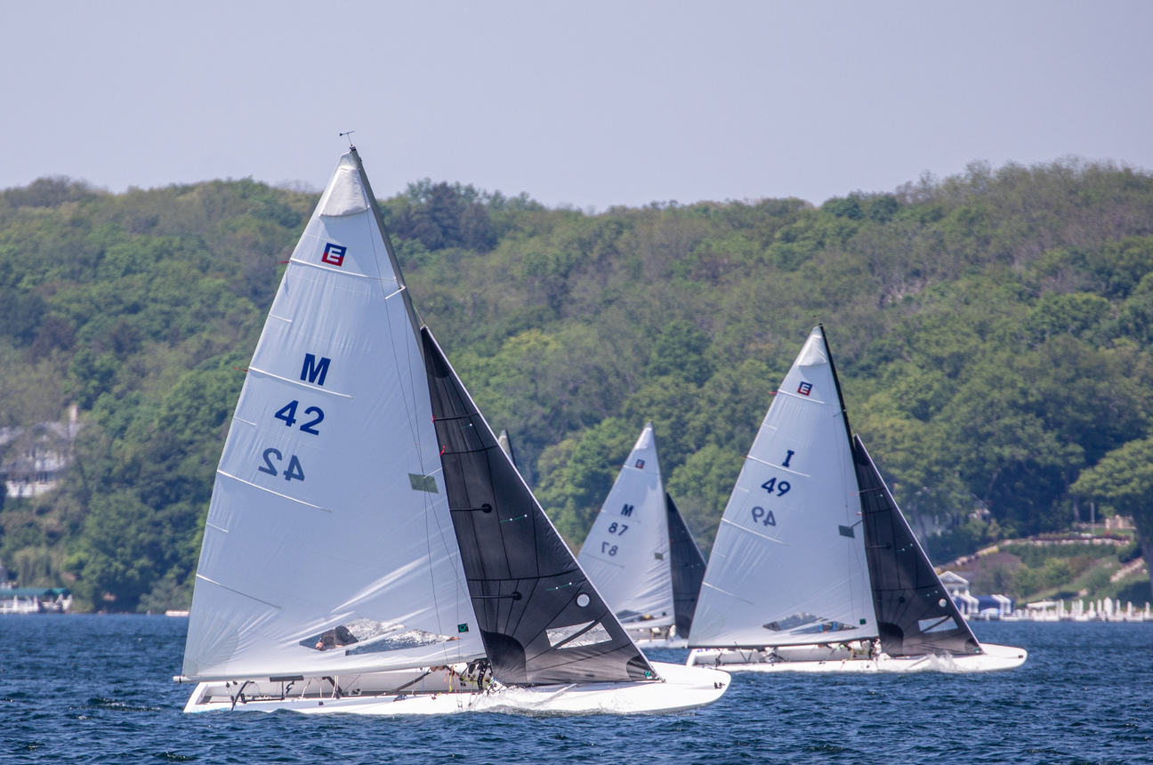 Melges E Scow – Melges Performance Sailboats