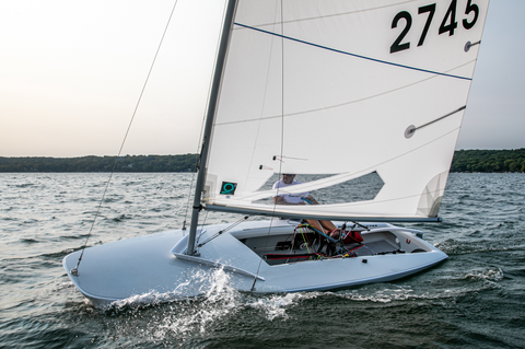 MC Scow – Melges Performance Sailboats